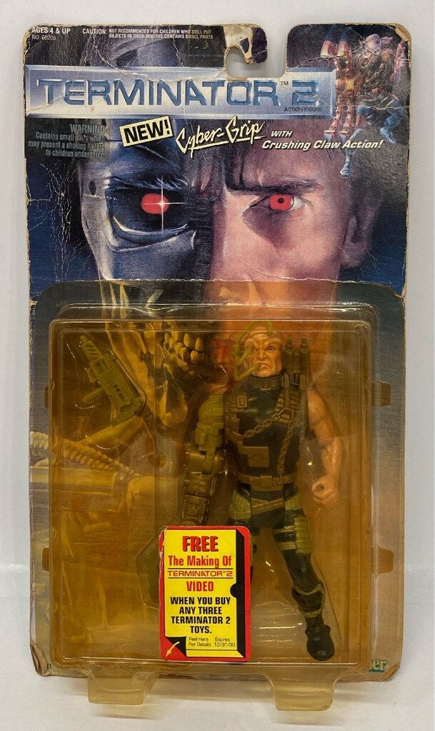KENNER ACTION FIGURE CYBER-GRIP WITH CRUSHING CLAW ACTION - メルカリ
