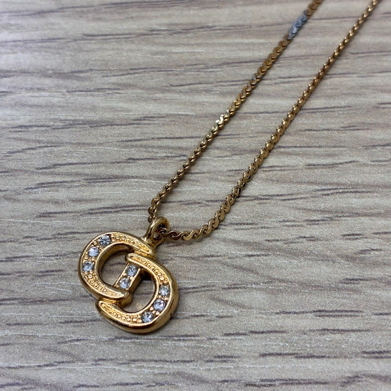 [Y1111]Christian Dior ロゴネックレス ゴールド ヴィンテージ - メルカリ