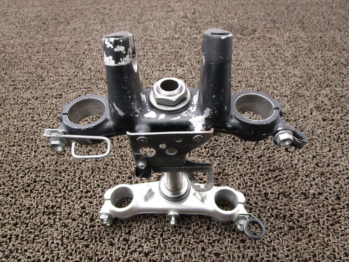 TLR200 トップブリッジ ステム A7796！MD09 ホンダ 【 MD09E 】 キャブ車 動画有 6V - メルカリ