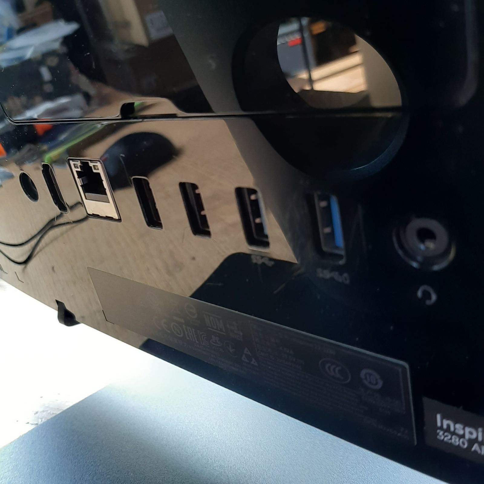 DELL 22-3280 8世代 i3 8145U タッチ液晶 256G/SSD 8G 一体型 Windows11 TTE02 - メルカリ