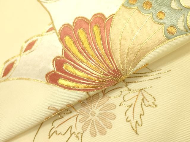 平和屋着物●塩瀬　九寸名古屋帯　駒刺繍　総刺繍　吹き寄せ花文　金糸　正絹　逸品　DAAY1920ps 平和屋着物○塩瀬 九寸名古屋帯 駒刺繍 総刺繍 舞蝶花文 金糸 正絹