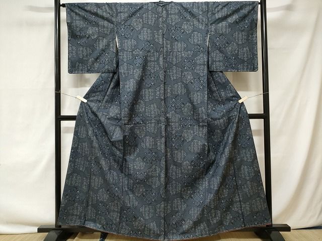 平和屋着物□本場大島紬 7マルキ 草花文 正絹 逸品 CAAY1484ev - メルカリ