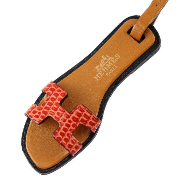 超美品 HERMES エルメス ORAN NANO オラン ナノ - その他小物 リザード ヴォーバトラー バッシュハンター サンギーヌ レッド系 サンダルモチーフ バッグチャーム【本物保証】 HERMES エルメス ORAN NANO オラン ナノ その他小物 - リザード ヴォー