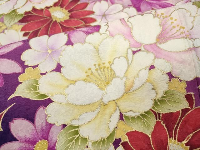 平和屋着物○豪華振袖・長襦袢セット 駒刺繍 舞花文 暈し染め 黒地