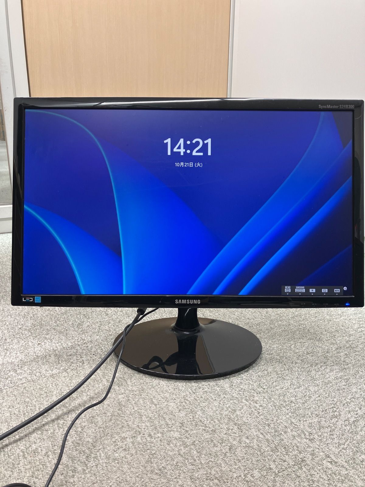 動作保証品 SAMSUNG SyncMaster S24B300 24インチ 液晶ディスプレイ 液晶モニター - メルカリ
