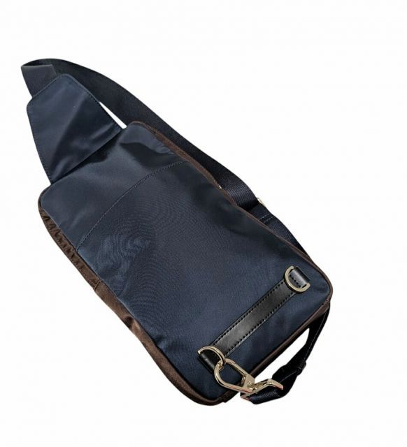 ポールスミス ショルダーバッグ ボディバッグ クロスボディ 紺