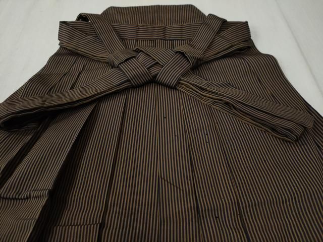 平和屋着物○男性 馬乗り袴 縞 三越扱い 正絹 逸品 CAAZ3466yc - メルカリ