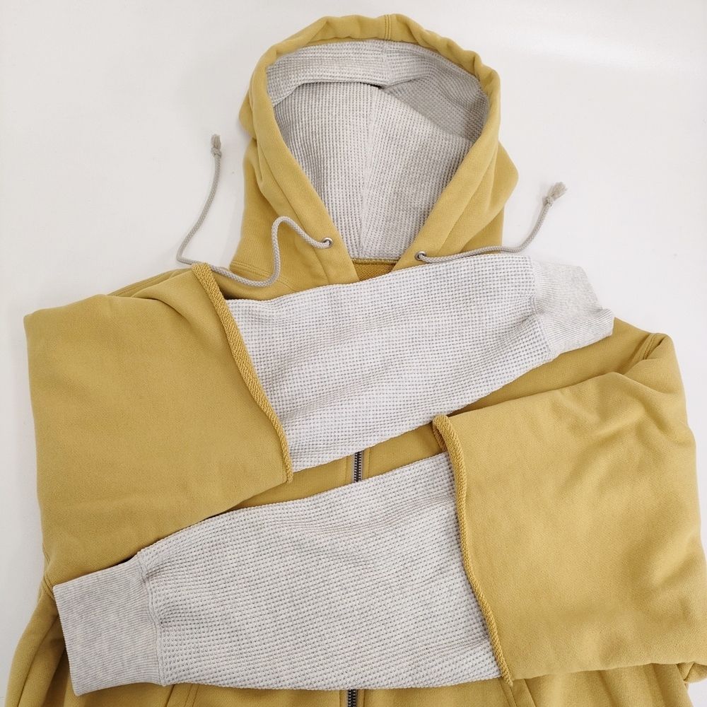 Name. RAYERED SLEEVE ZIP HOODIE サイズ1 定価31900円 NMCU-042 レイヤード パーカー 25SS イエロー ベージュ メンズ ネーム【中古】5-1108M♪ Name. RAYERED SLEEVE ZIP HOODIE サイズ1 定価31900円 NMCU-042