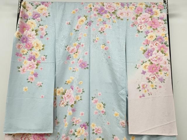 平和屋着物○豪華振袖 刺繍 舞花文 さくらんぼ 暈し染め 銀通し地 仮絵