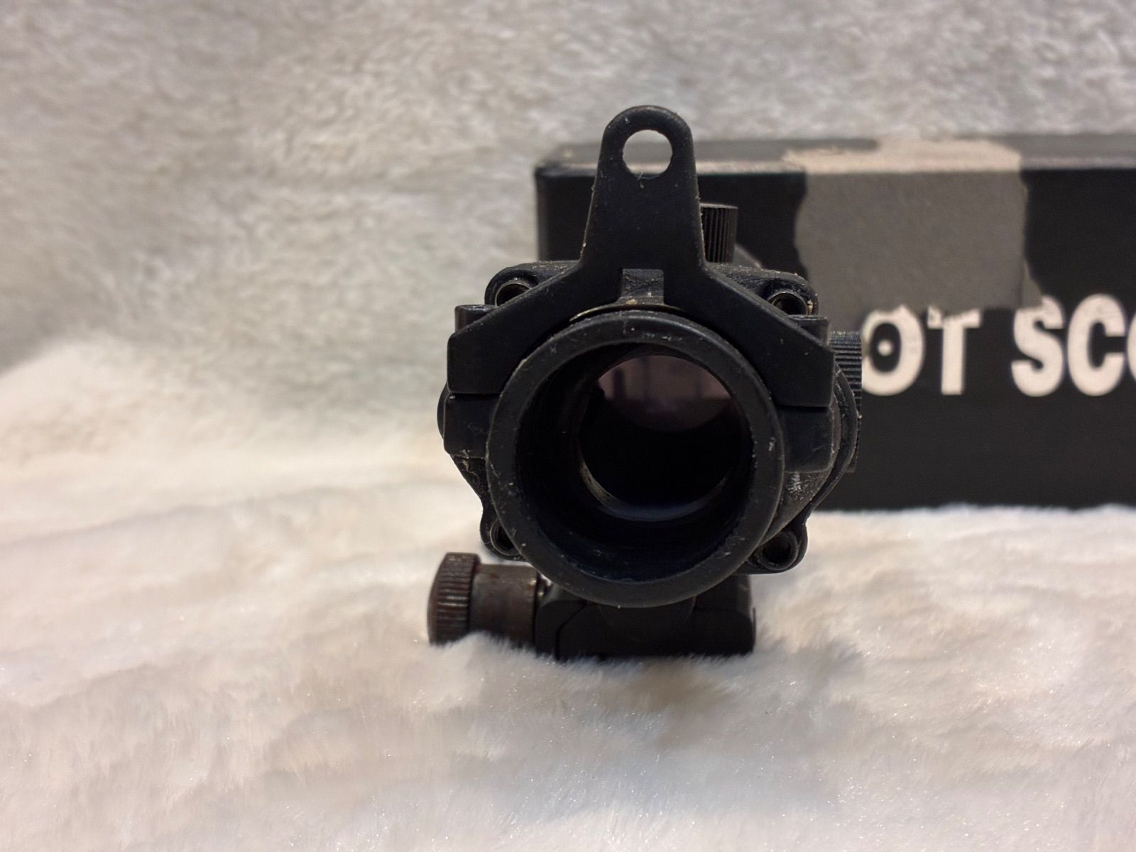 【昭和レトロ】AK風 金属製 玩具 ライフル + レッドドットスコープ おまけ付き 箱・マガジン・ストラップセット！ - メルカリ