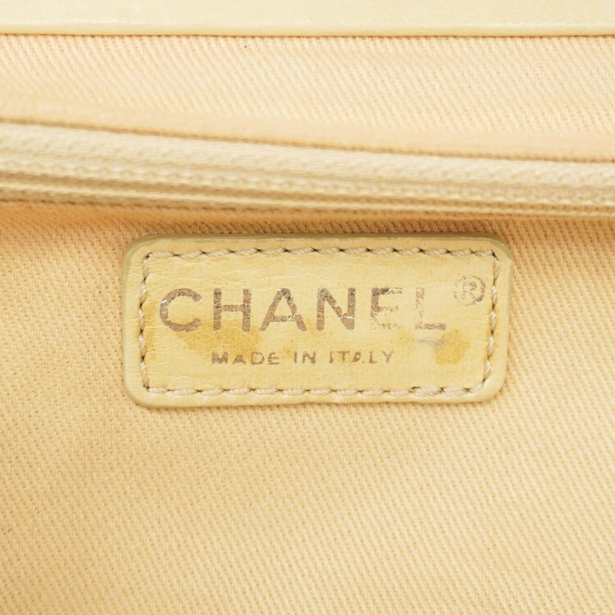 5pa0406-h】シャネル ショルダーバッグ マトラッセ ラムスキン