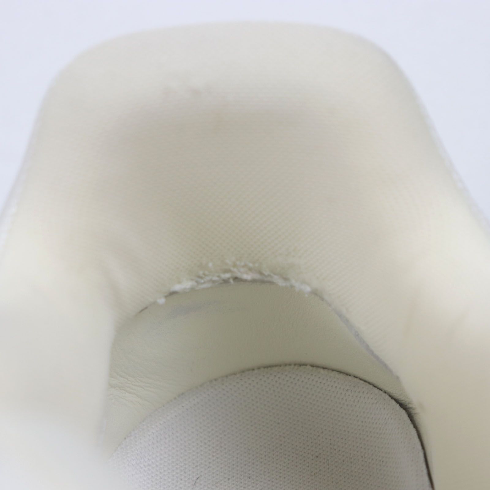 良品▽LOUIS VUITTON ルイヴィトン 2024年製 1ACR19 LVトレイナー