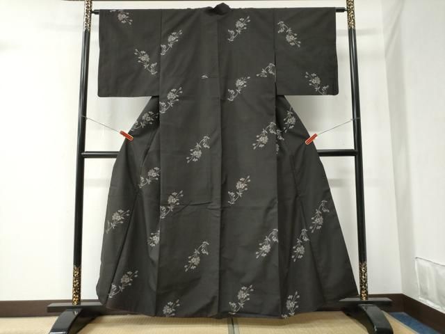 平和屋着物○本場大島紬 割り込み絣 地空き 草花文 正絹 逸品