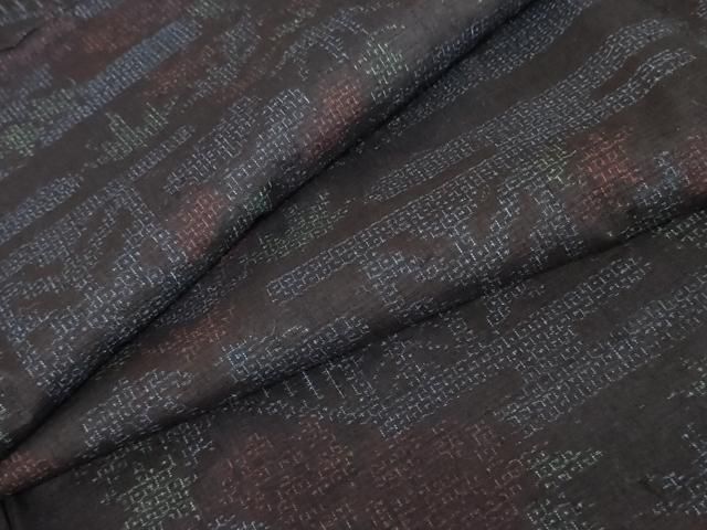 平和屋着物○本場結城紬 重要無形文化財 80亀甲 エ霞み吉祥草花文 正絹