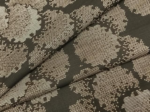 平和屋着物○本場大島紬 カタス7マルキ 雪輪重ね文 正絹 逸品