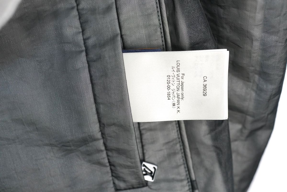 LOUIS VUITTON ルイヴィトン ノーティカル シリーズ ツイル ジャケット グレーフロントロゴ 50サイズ RN242MN IQ V ...