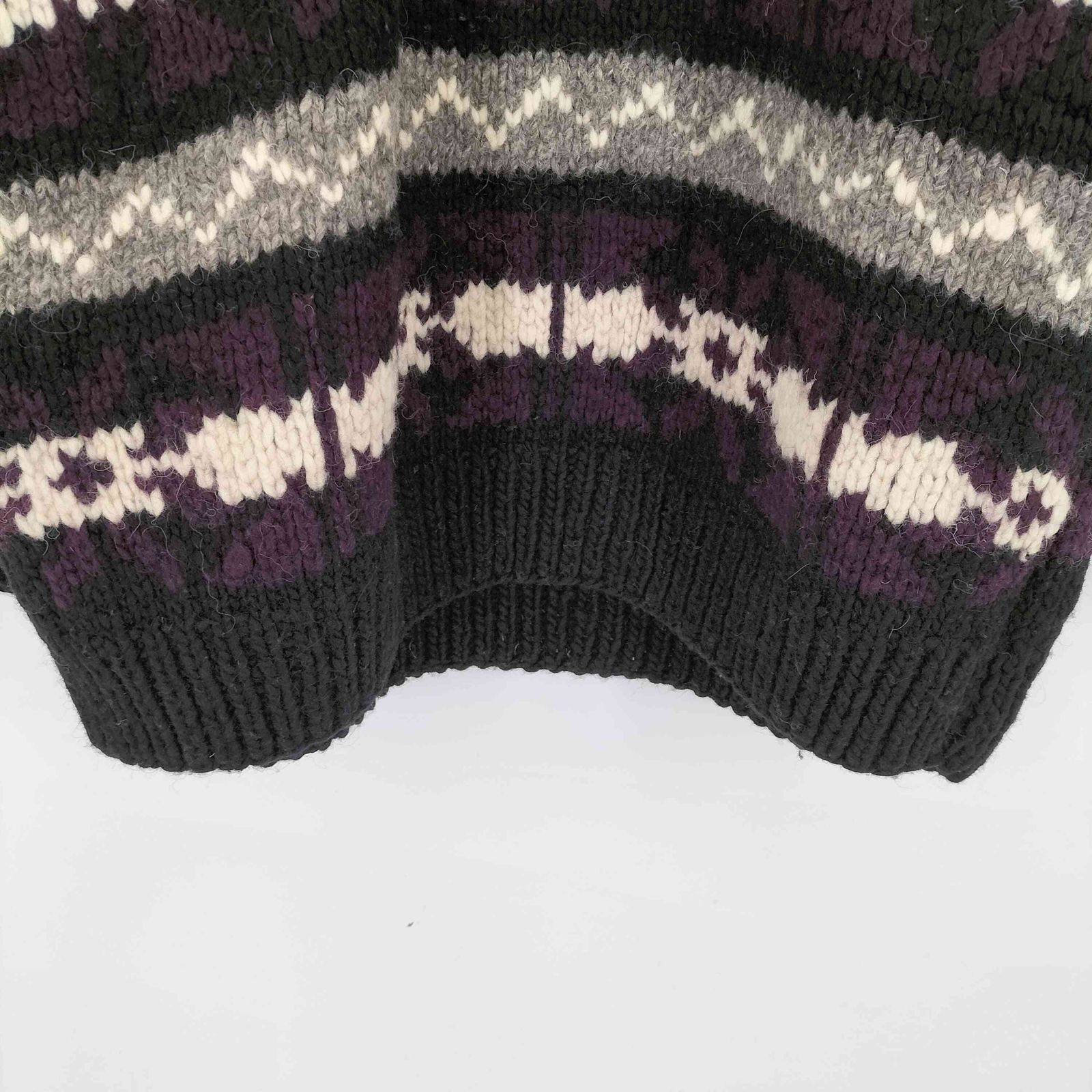 ユーズドフルギ USED古着 エクアドル製 NUEVO AMERICANA ウールニット