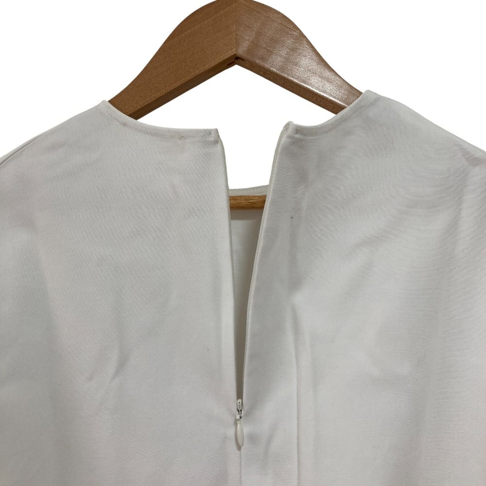 yori ヨリ ブラウス レディース 【古着】【中古】 美品 24SS yori ヨリ 五分袖 高密度 ストレッチ フレアブラウス