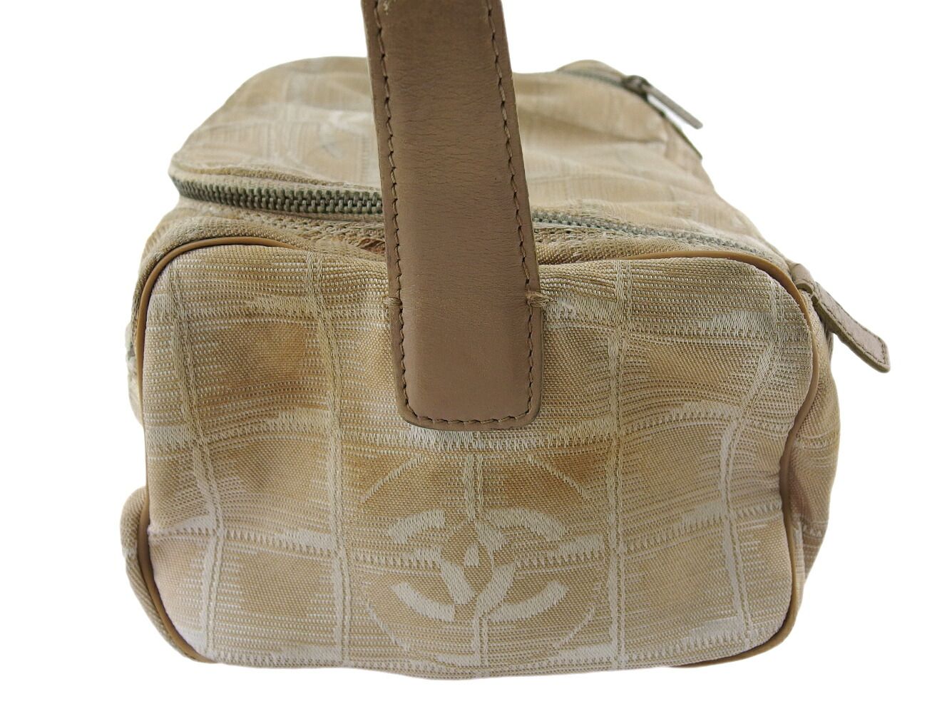 最大30％OFF☆新春セール】シャネル CHANEL ポーチ ニュートラベル