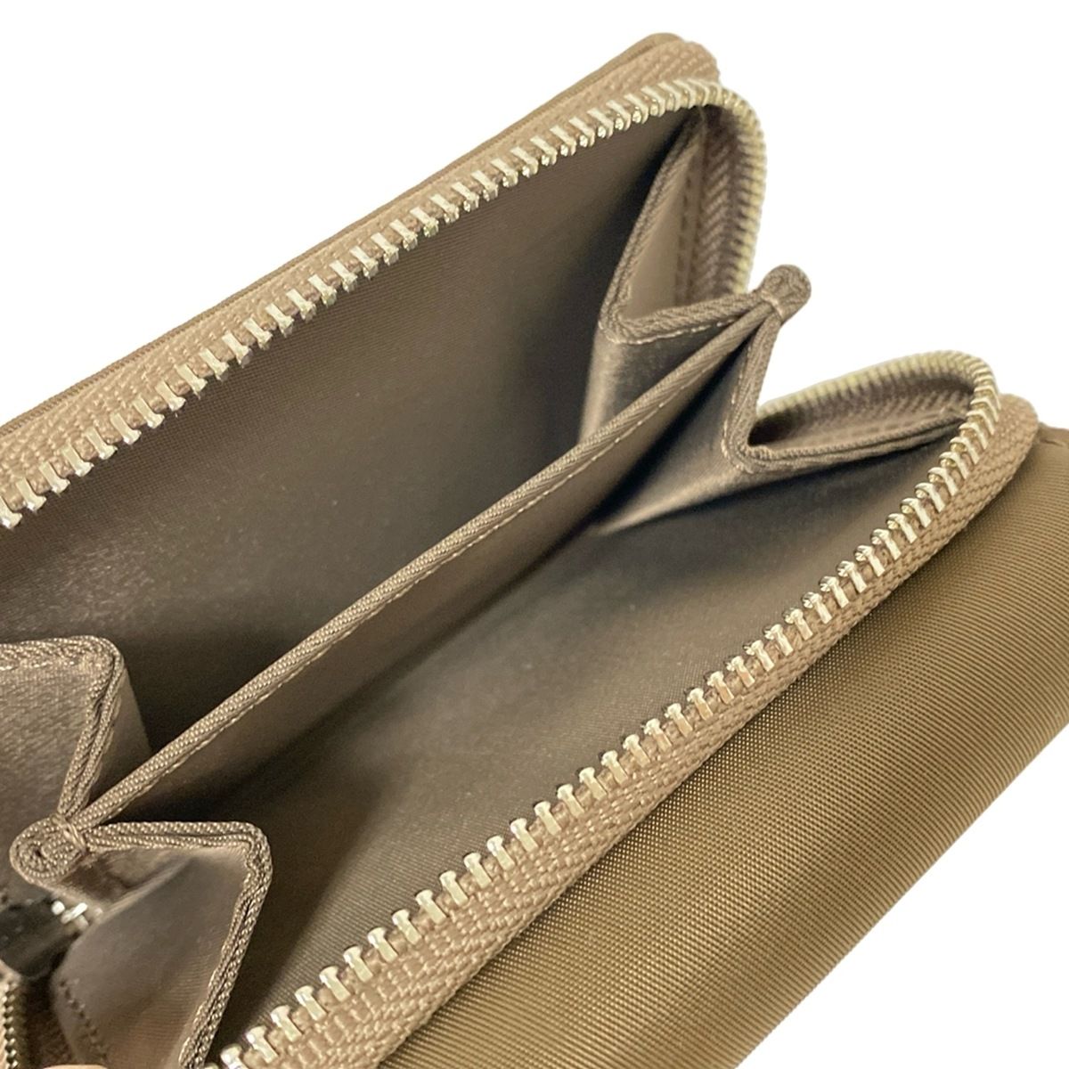 VASIC(ヴァジック) 3つ折り財布美品 ラウンドミニミニ ブラウン AMARC別注 - メルカリ