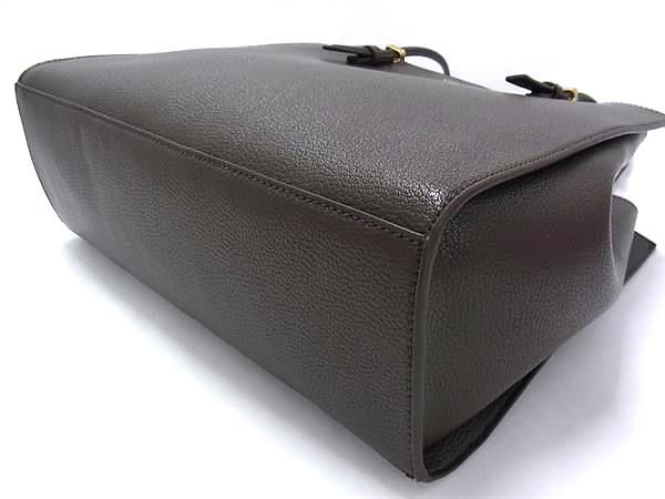 □新品□未使用□ CHARLES & KEITH チャールズアンドキース サンサ