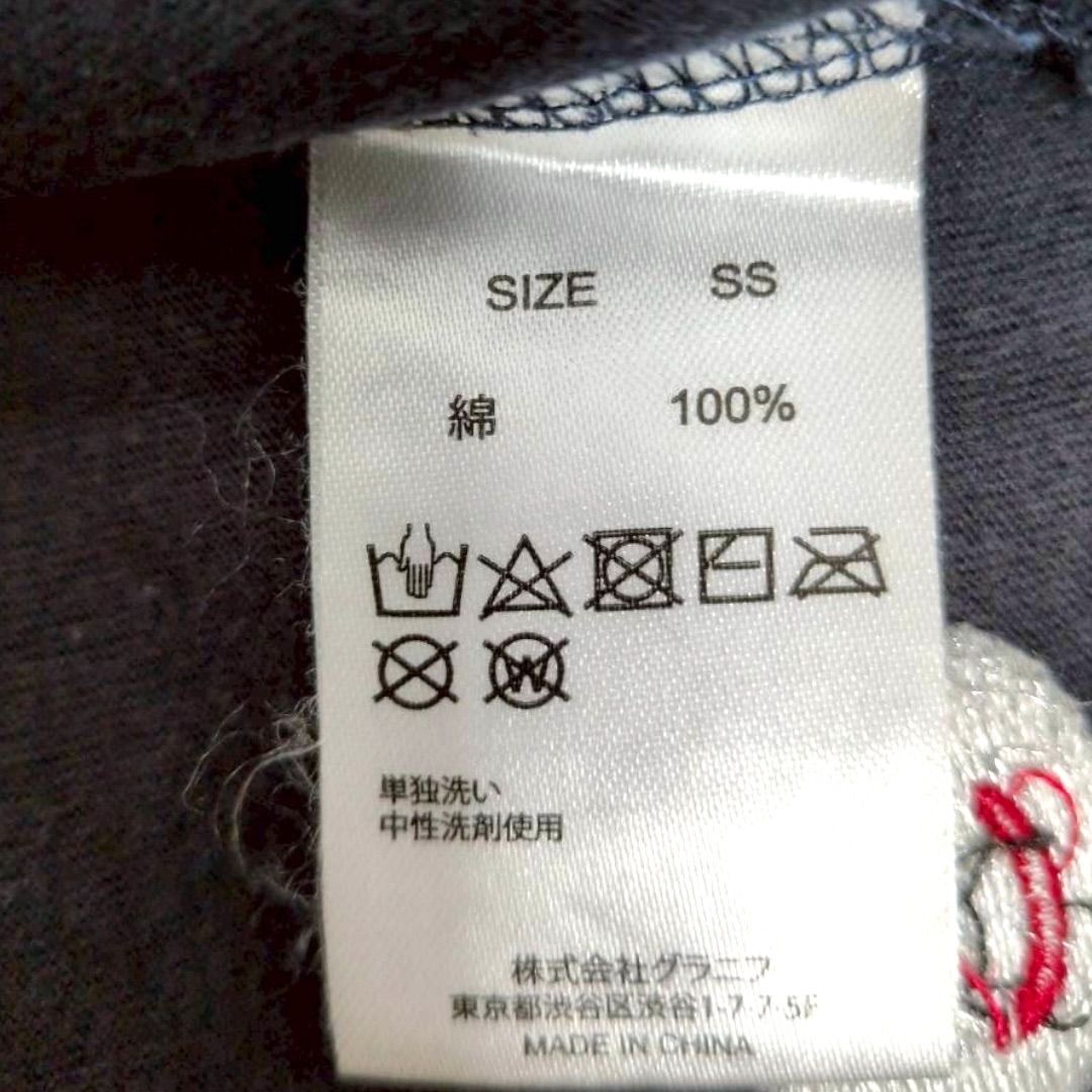 a1626 【希少・人気】グラニフ × ドラゴンクエスト コラボ メタルスライム ポケットTシャツ - メルカリ