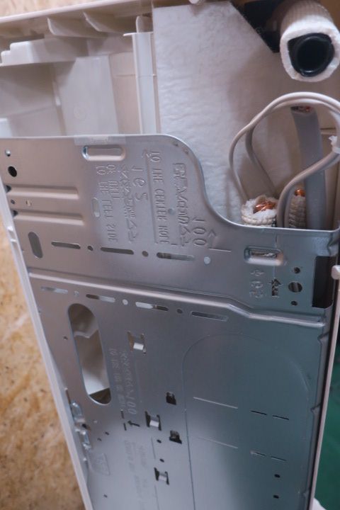 三菱 霧ヶ峰 壁掛け ルームエアコン 約8畳用 2.5kwクラス 2019年式 リモコン付 - メルカリ