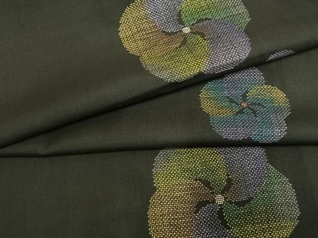 平和屋着物○本場大島紬 カタス9マルキ 地空き 舞花文 黒地 やまと誂製