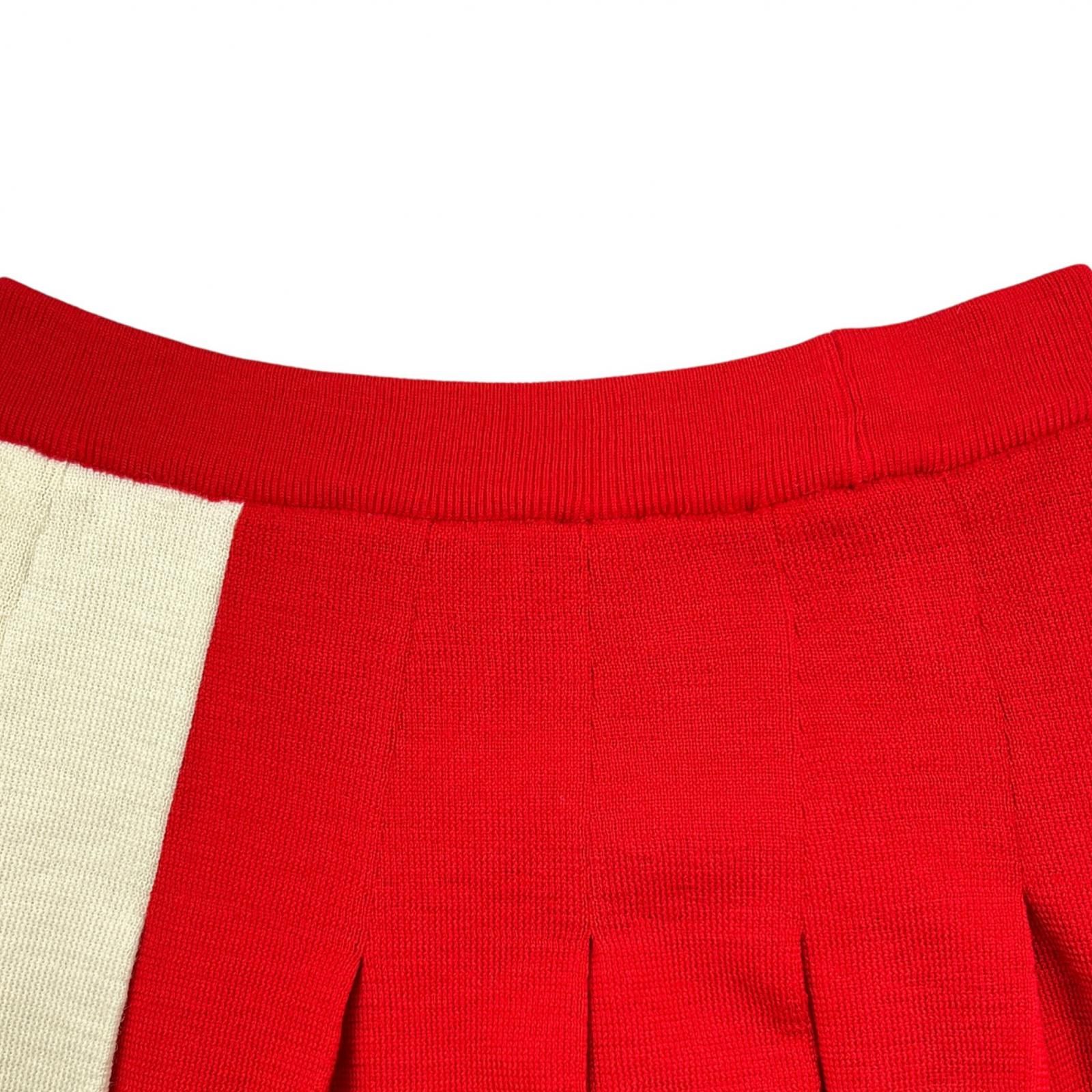 未使用品△GUCCI グッチ 23SS 727146 ウール100％ ロング丈 プリーツ