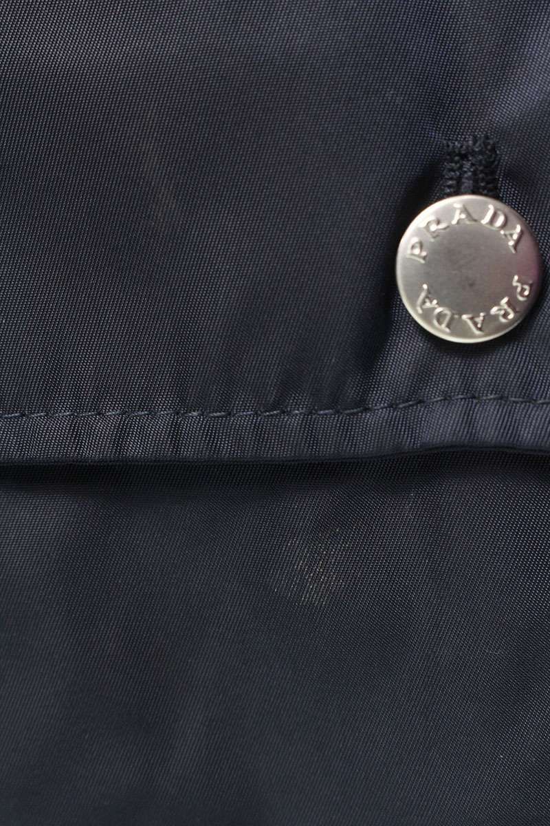 プラダ SPH243 S231 1WQ8 RE-NYLON三角プレートカーゴロングパンツ