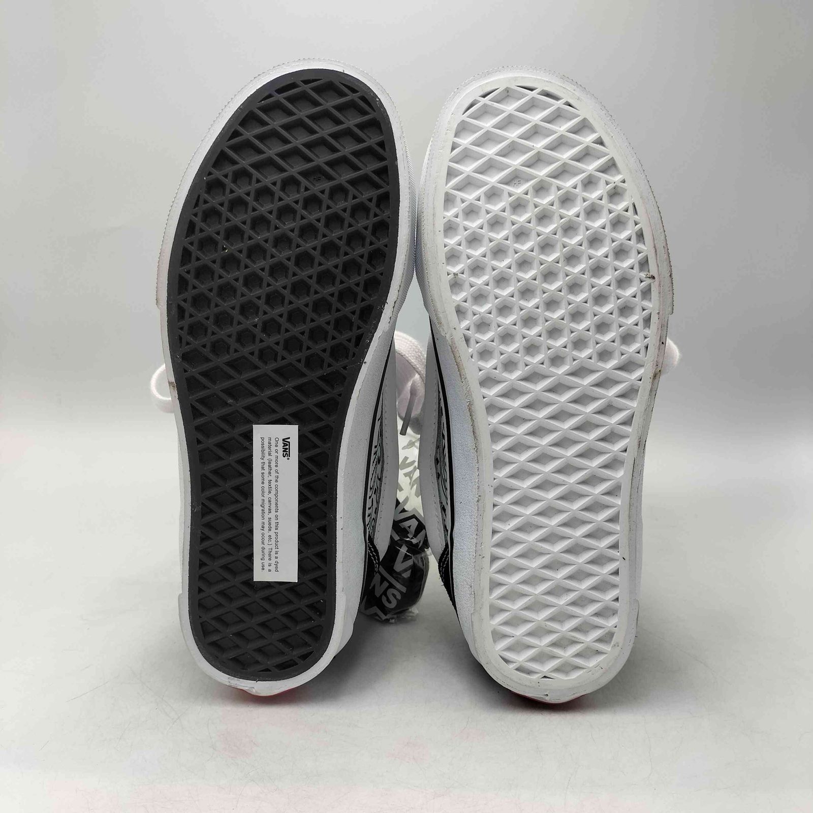 バンズボルト VANS VAULT KNU SKOOL LX ペイズリー柄 ローカット