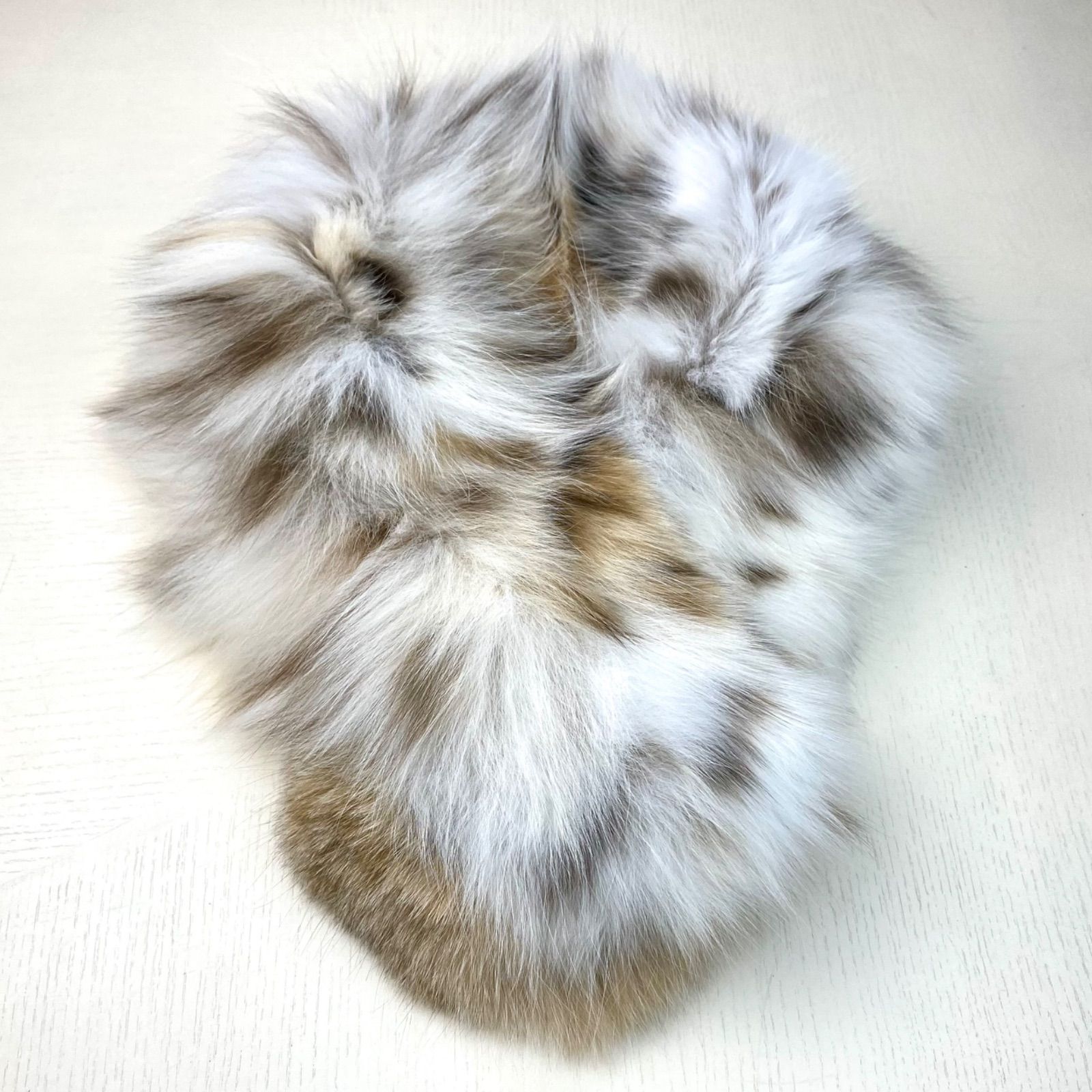 希少！！ 最上級 LYNX CAT （リンクスキャット）両面毛皮 クリップマフラー 日本製 新品91 - メルカリ