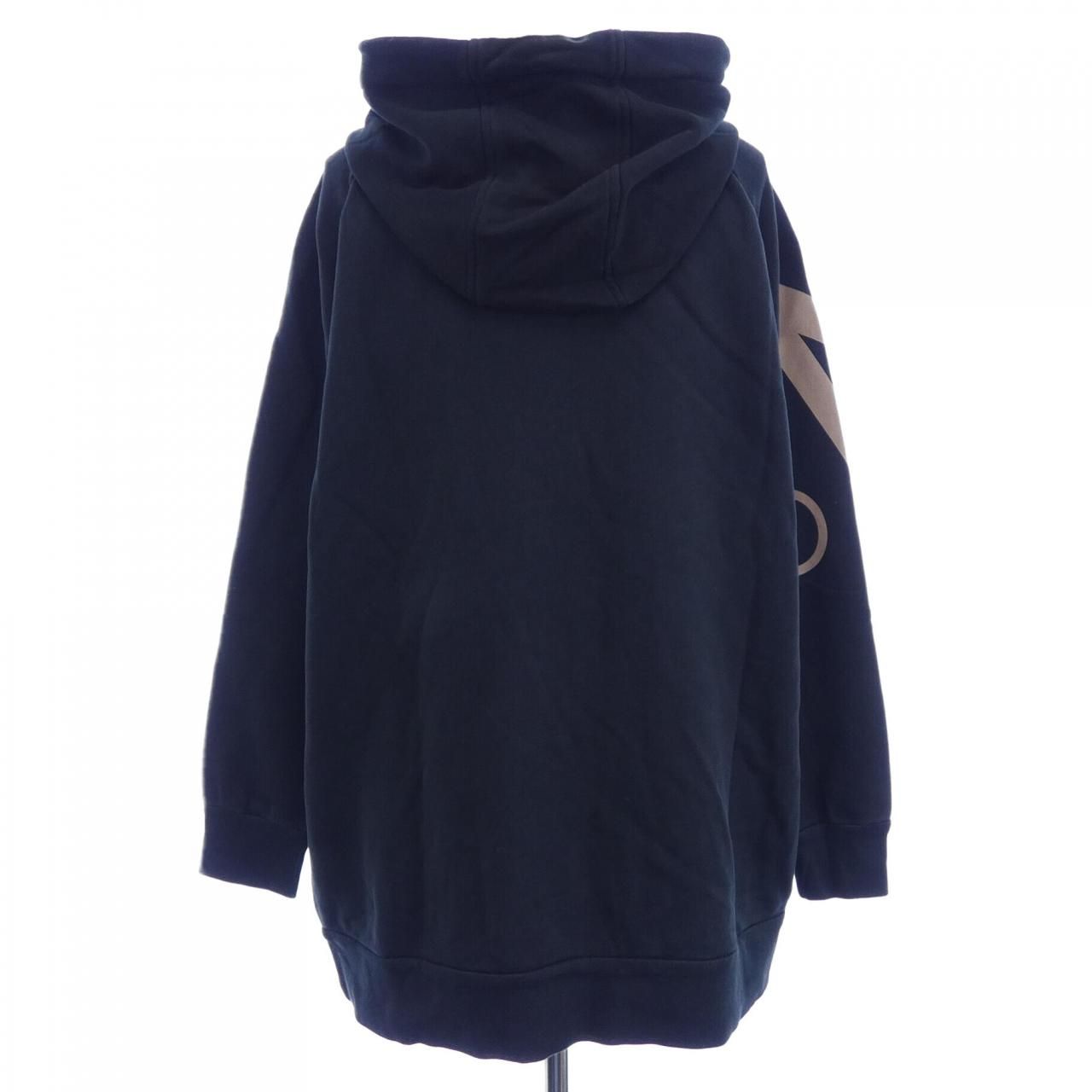 ヌメロヴェントゥーノ N°21 パーカー - メルカリ