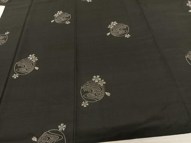 平和屋着物○本場大島紬 カタス9マルキ 地空き 舞桜丸文 黒地 さが美
