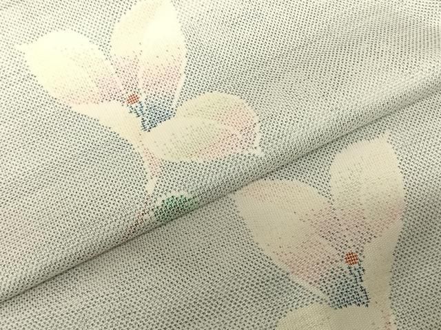 平和屋着物○本場大島紬 白大島 カタス9マルキ 舞花文 正絹 逸品 未