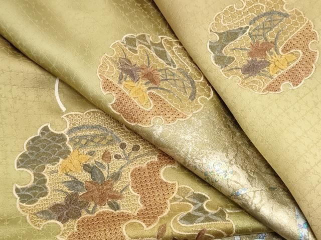 平和屋着物▽中国三大刺繍 スワトウ刺繍 総刺繍 訪問着 雪輪草花文 暈