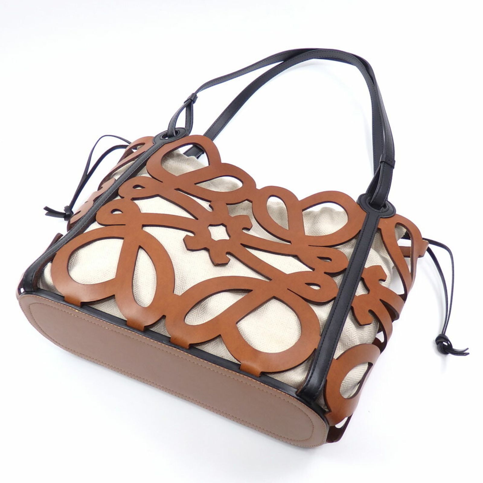 ロエベ(Loewe) ロエベ トートバッグ アナグラム カットアウト トート