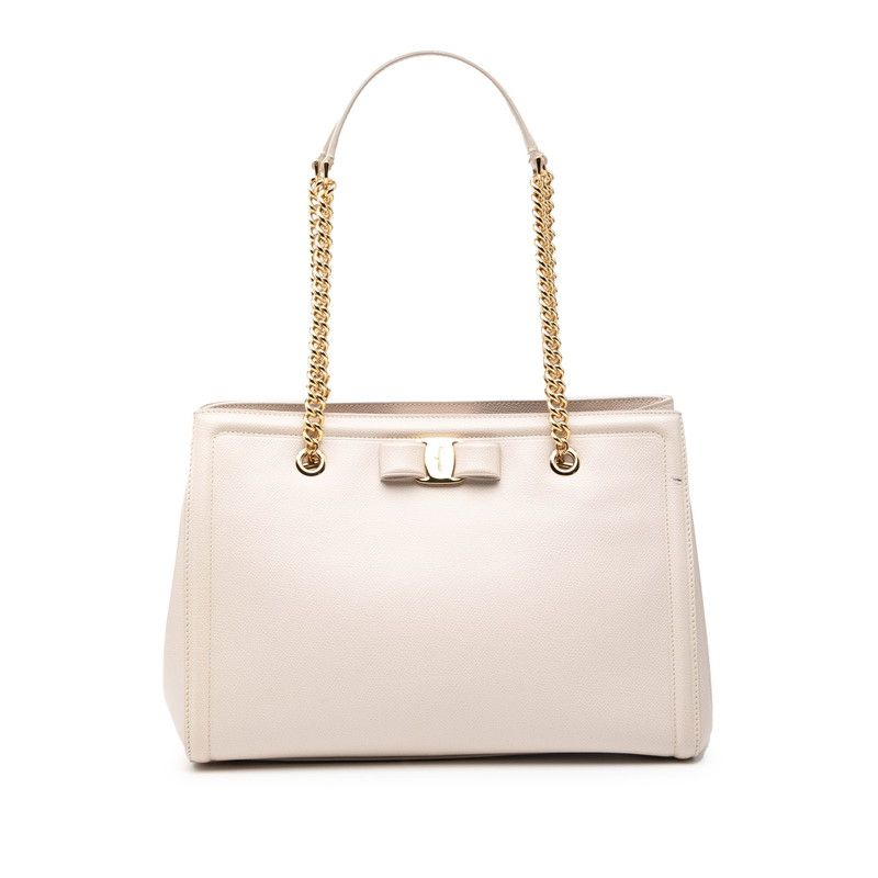 サルヴァトーレフェラガモ ヴァラリボン チェーン トートバッグ