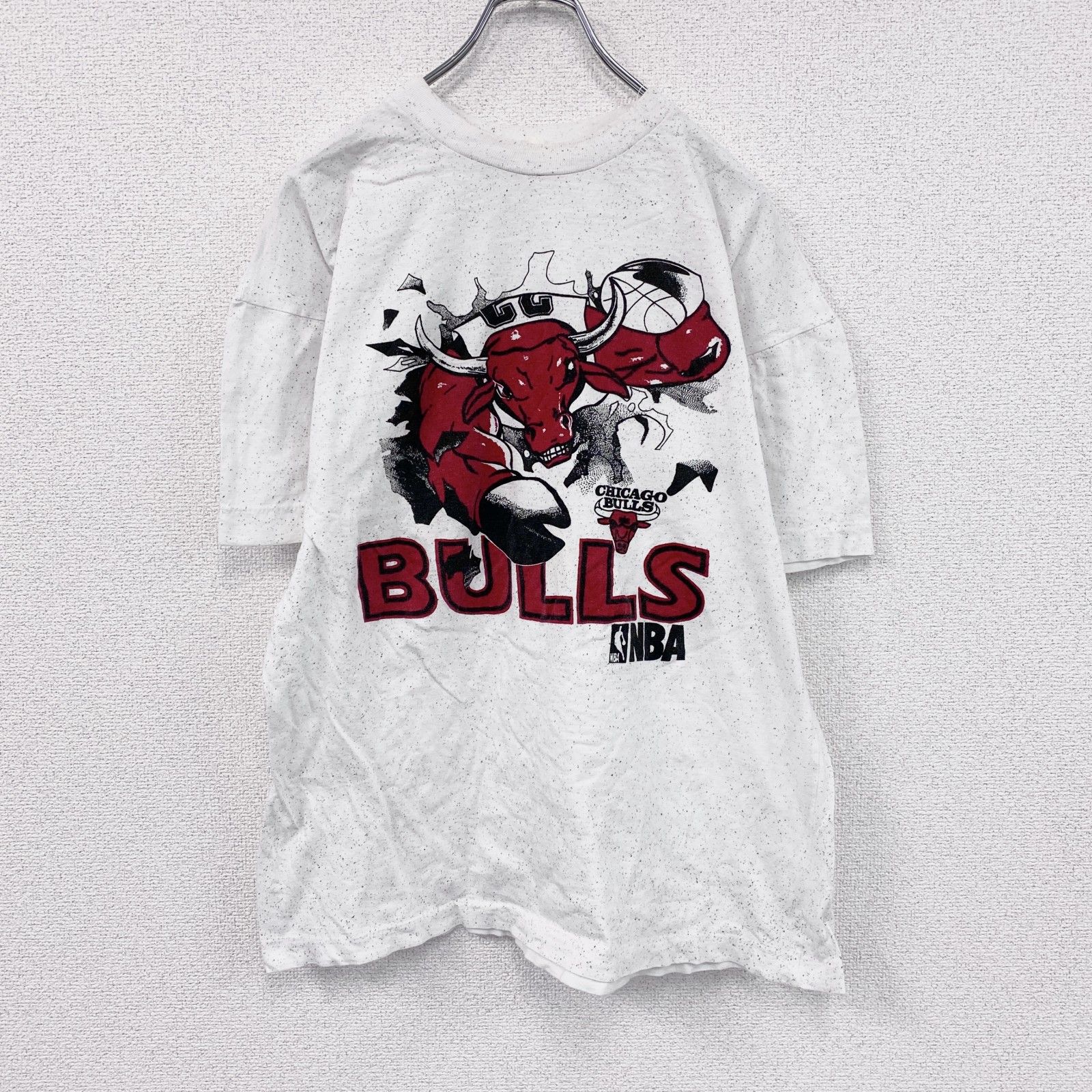 【3点以上まとめ買いで20％OFF】古着 used 90s～ NBA CHICAGO BULLS シカゴ・ブルズ 半袖Tシャツ シングル ...