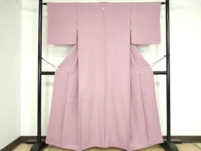 平和屋着物□上質な色無地 万雄彩泥染 雄山 霞地紋 紅藤色 反端付き