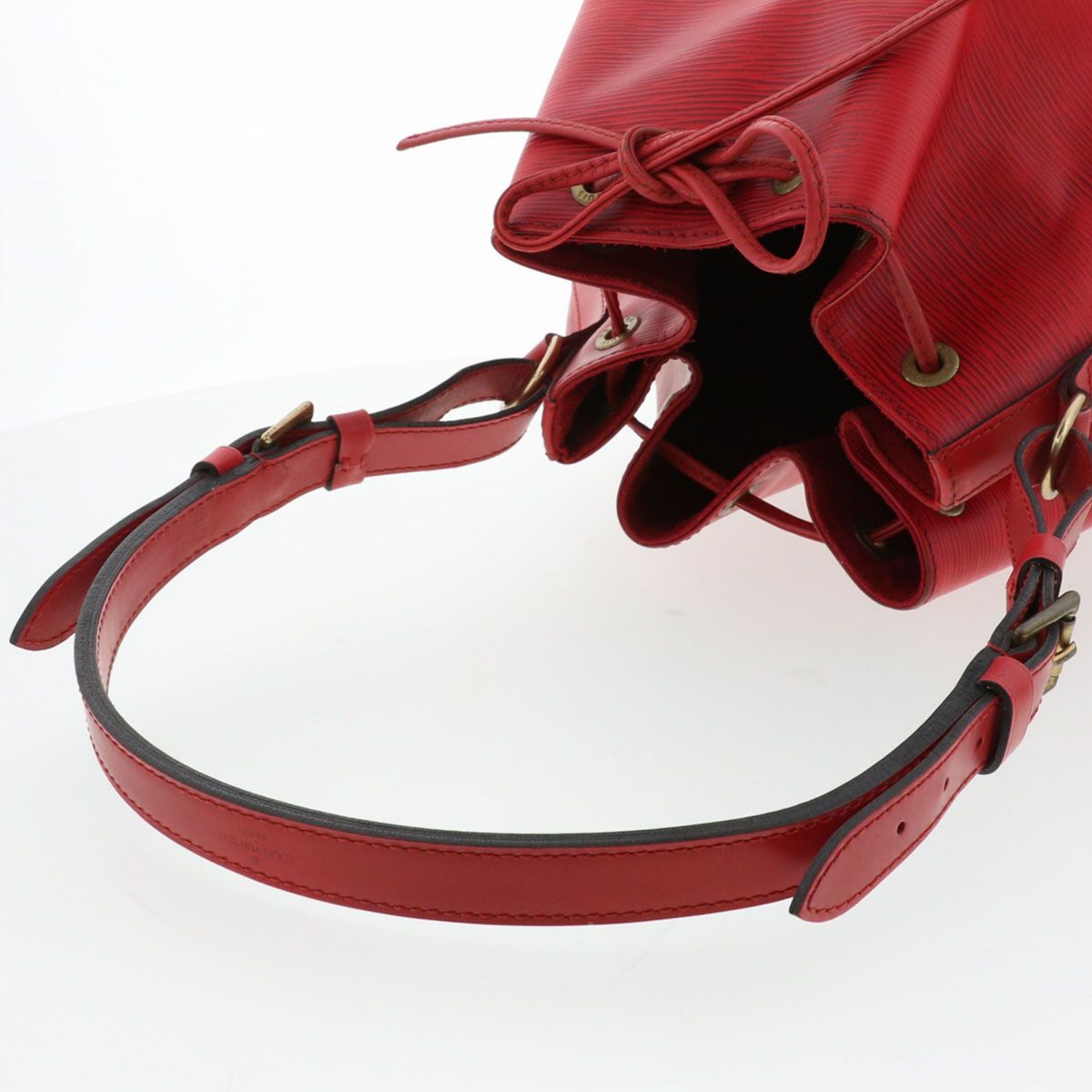 LOUIS VUITTON ルイ・ヴィトン エピ ノエ ショルダーバッグ M44007