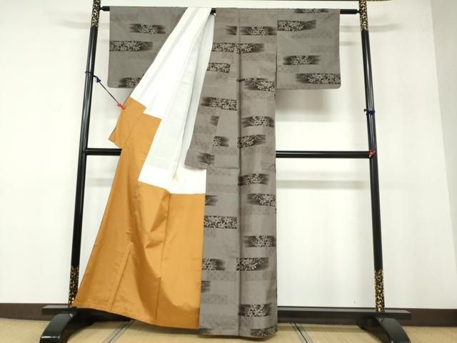 平和屋着物○本場大島紬 9マルキ 横段草花文 正絹 逸品 DABB0343ud