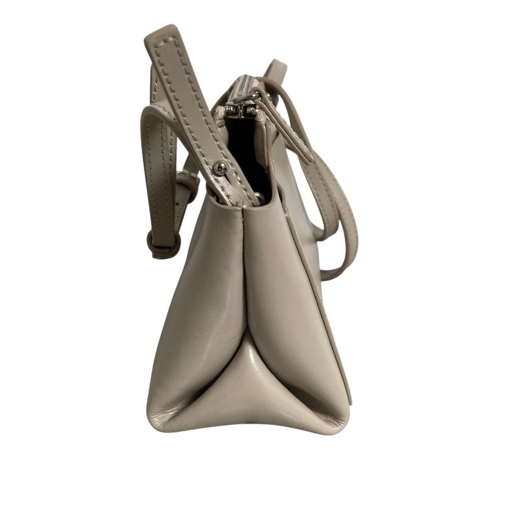 新品同様 YAHKI ヤーキ レザー ショルダーバッグ グレージュ