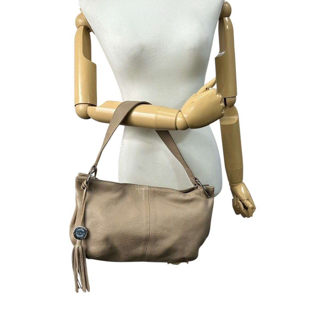 美品】フルラ FURLA ワンショルダーバッグ ショルダーバッグ 肩掛け