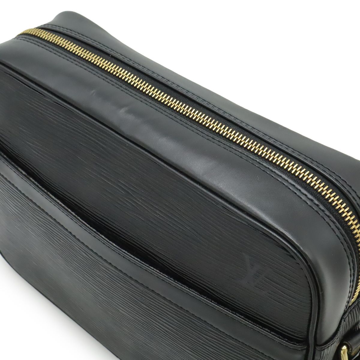 LOUIS VUITTON ルイ ヴィトン エピ トロカデロ27 ショルダーバッグ