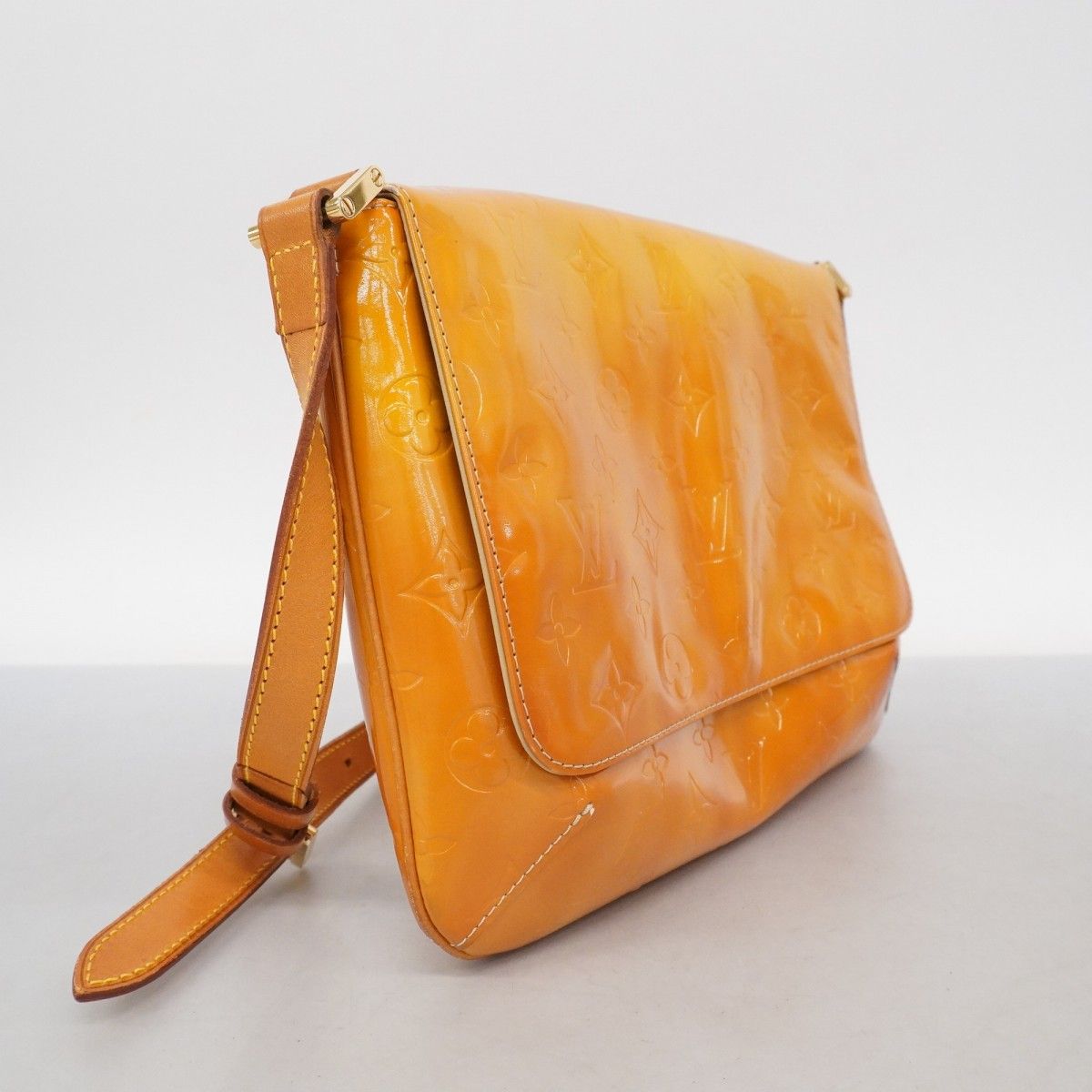 6ab1182】ルイヴィトン ショルダーバッグ ヴェルニ トンプソン