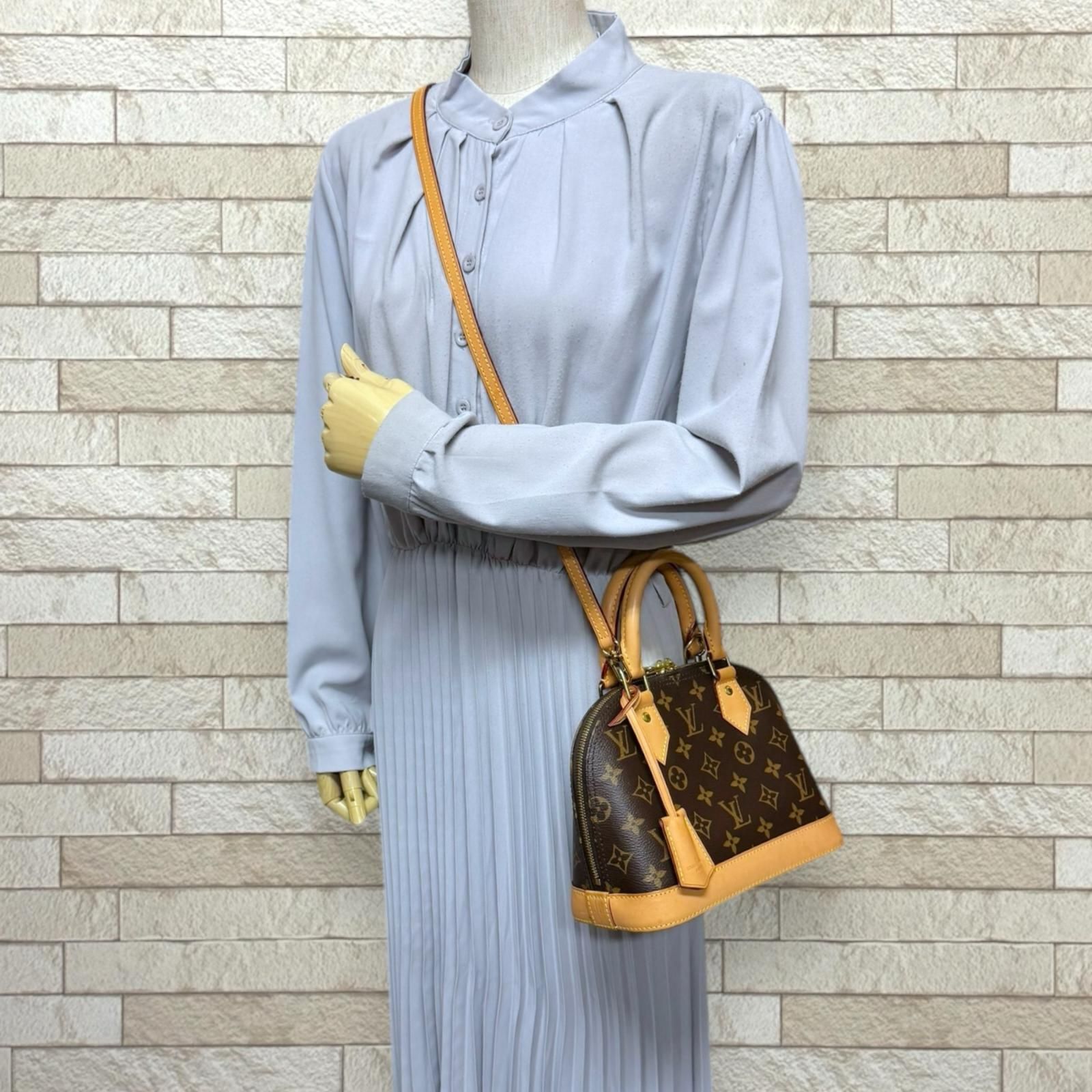 ルイヴィトン アルマBB モノグラム ショルダーバッグ モノグラム