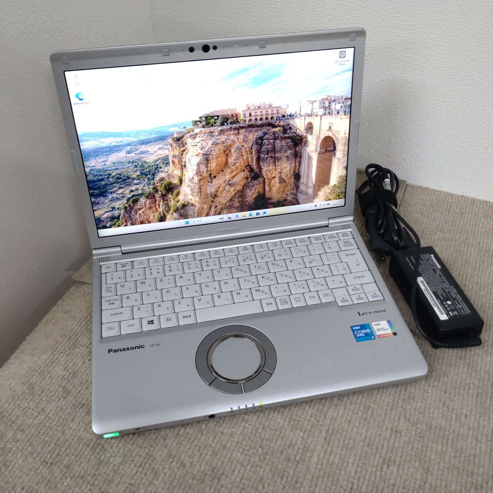 【送料無料】Panasonic CF-SV1 / I5-1145G7 / 16GBメモリ / SSD256GB / Windows11 ...