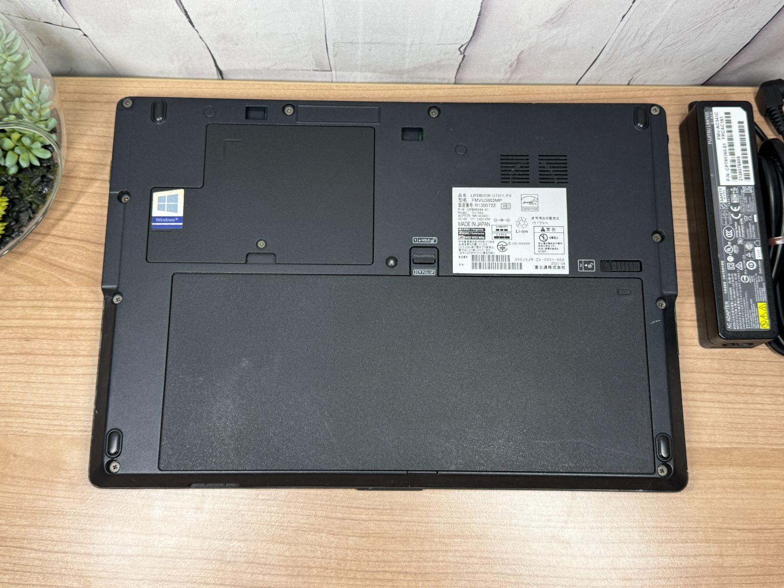 超美品〉0159 Fujitsu Lifebook U7311/FX 8GB/256GB 第11世代 office2024 ノートパソコン ...