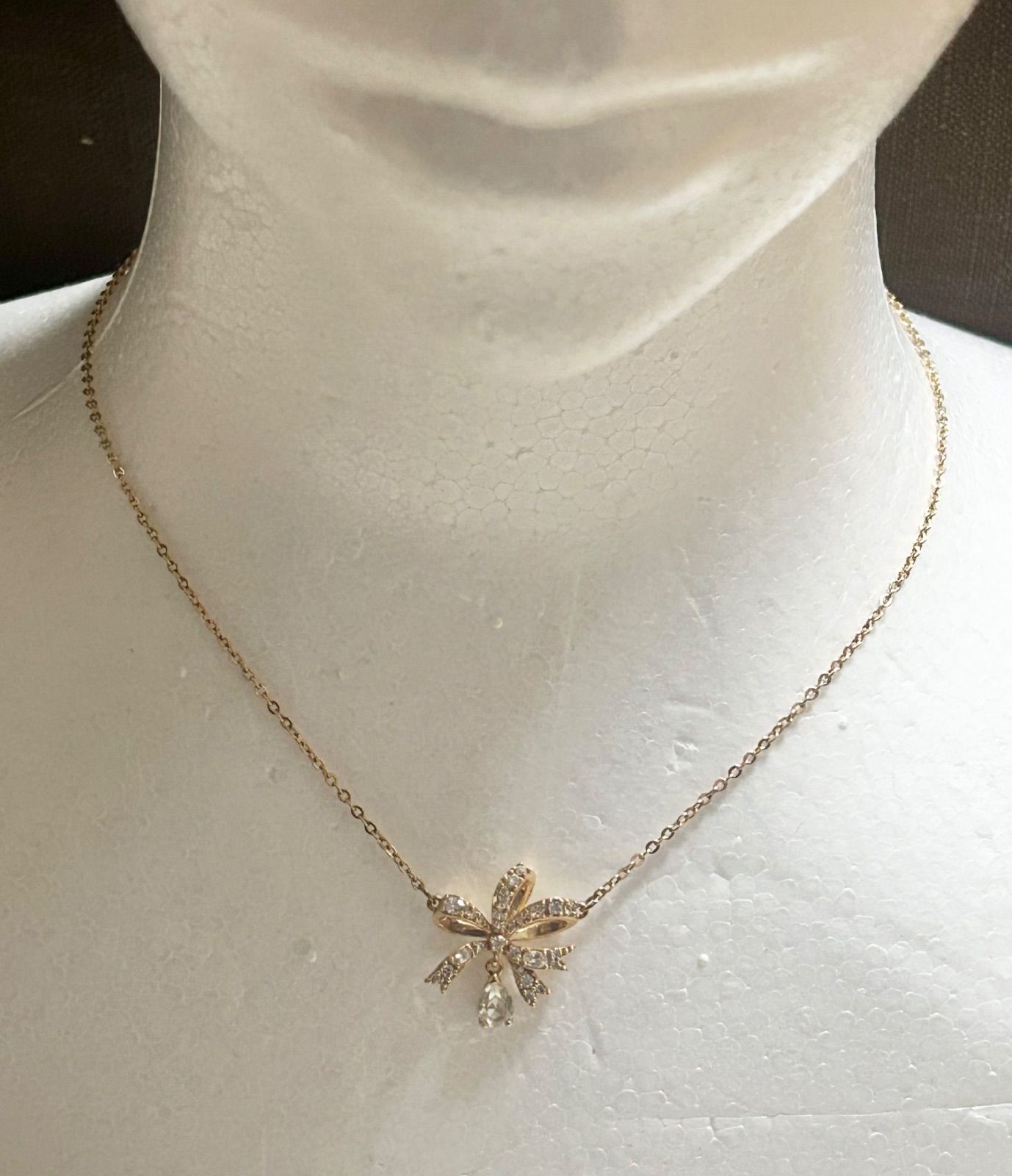 Swarovski Rose Gold Ribbon Necklace *c0614 ‐ Mercari: Shop from Japan